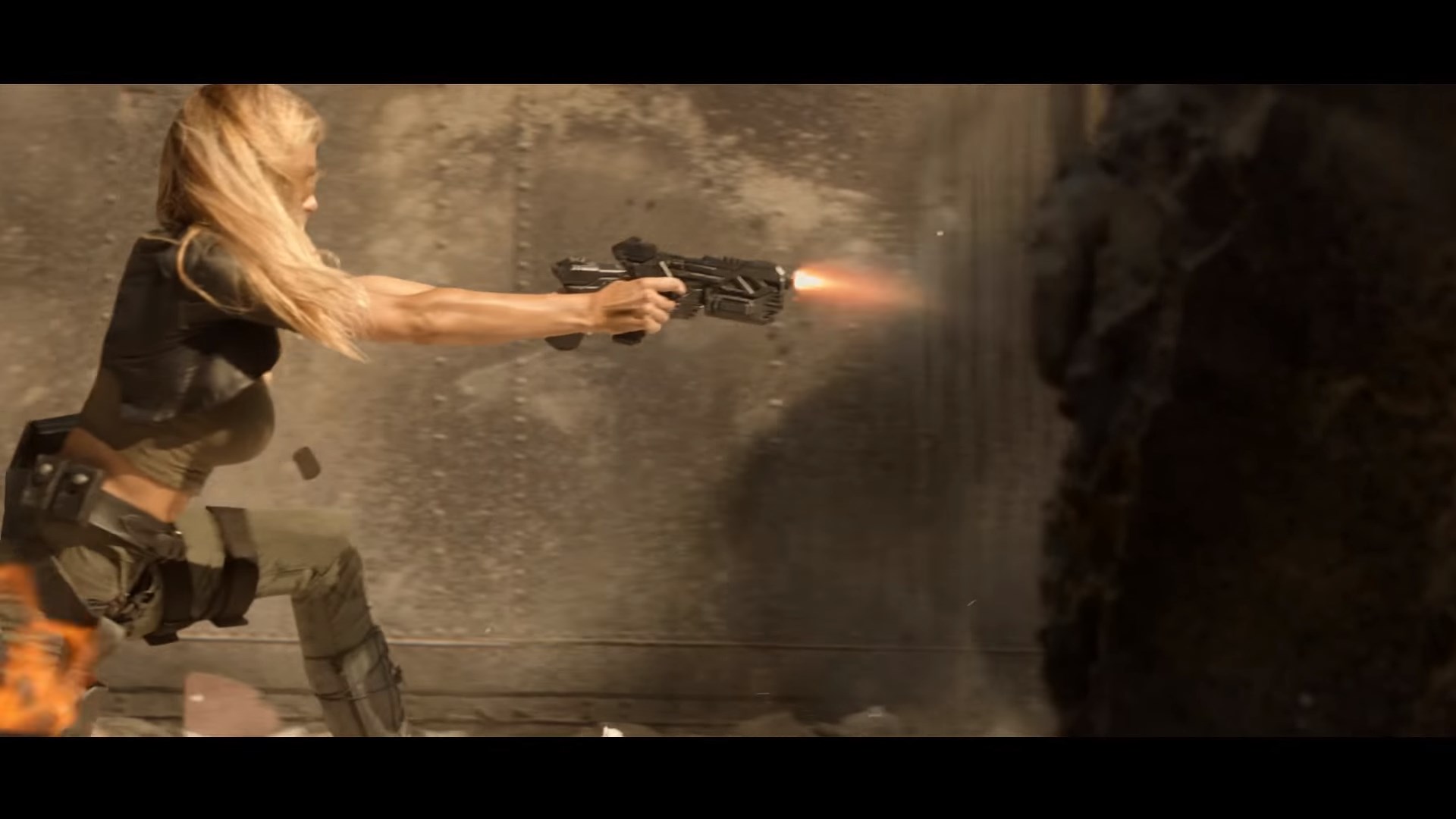 Charlotte Mckinney On Carls Jr And Call Of Duty Black Ops 3 Commercial 03 Charlotte Mckinney